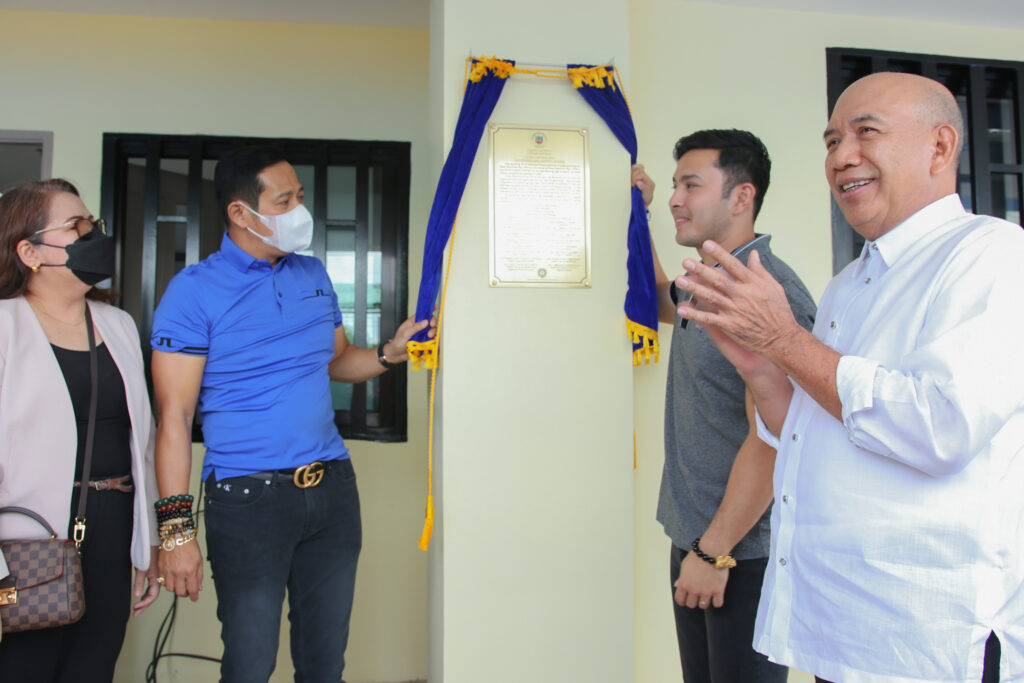 Bulacan inaugurates Tanglaw Pag-asa rehab center – Centro News Online