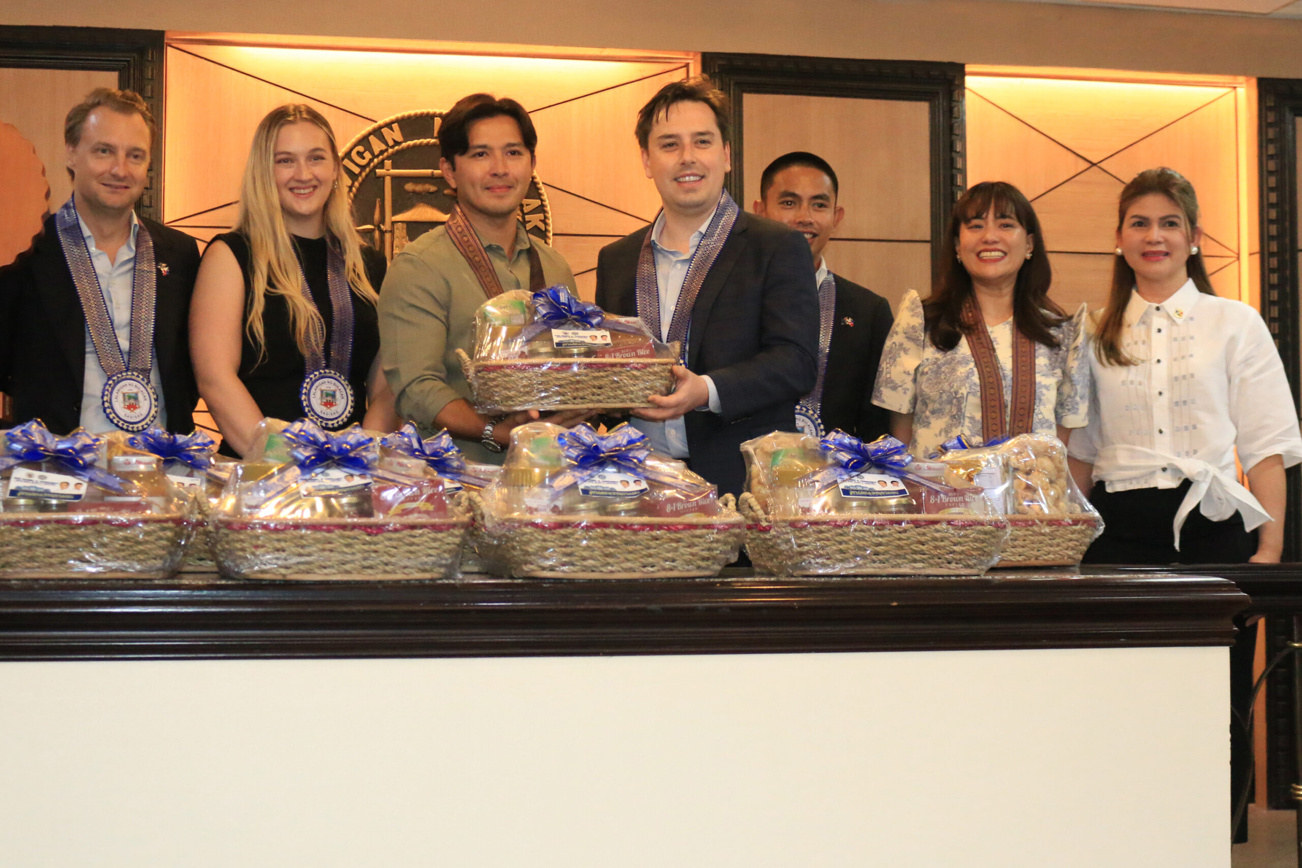 AUSTRALIAN DELEGATION IN BULACAN