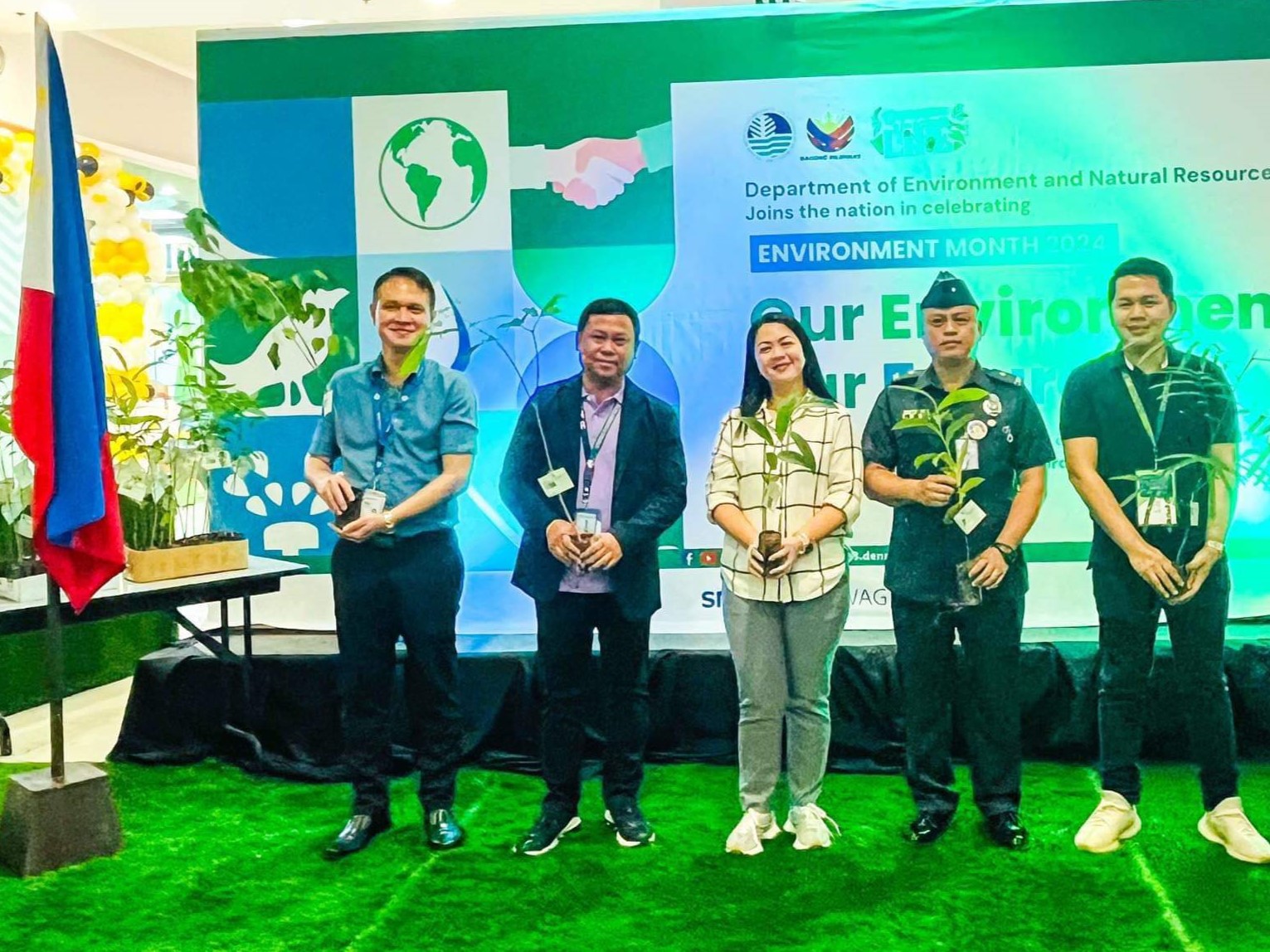 DENR, SM City Baliwag hold 'community pantree' – Centro News Online