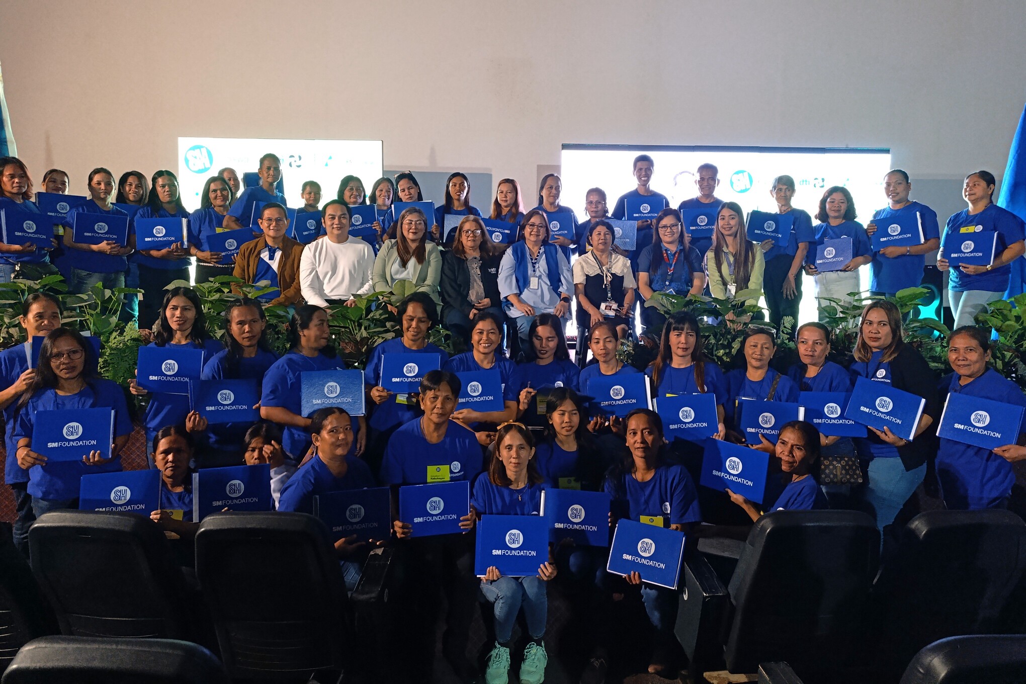 SM Foundation’s Farmers’ Training Program Produces 87 Graduates in ...