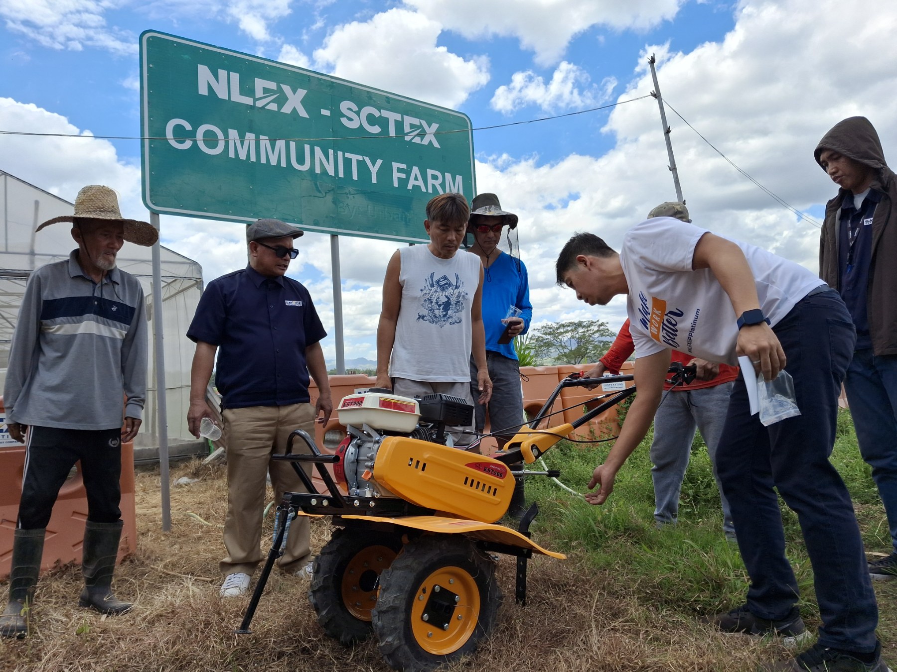 NLEX-SCTEX Community Farm boosts food security and provides alternative ...